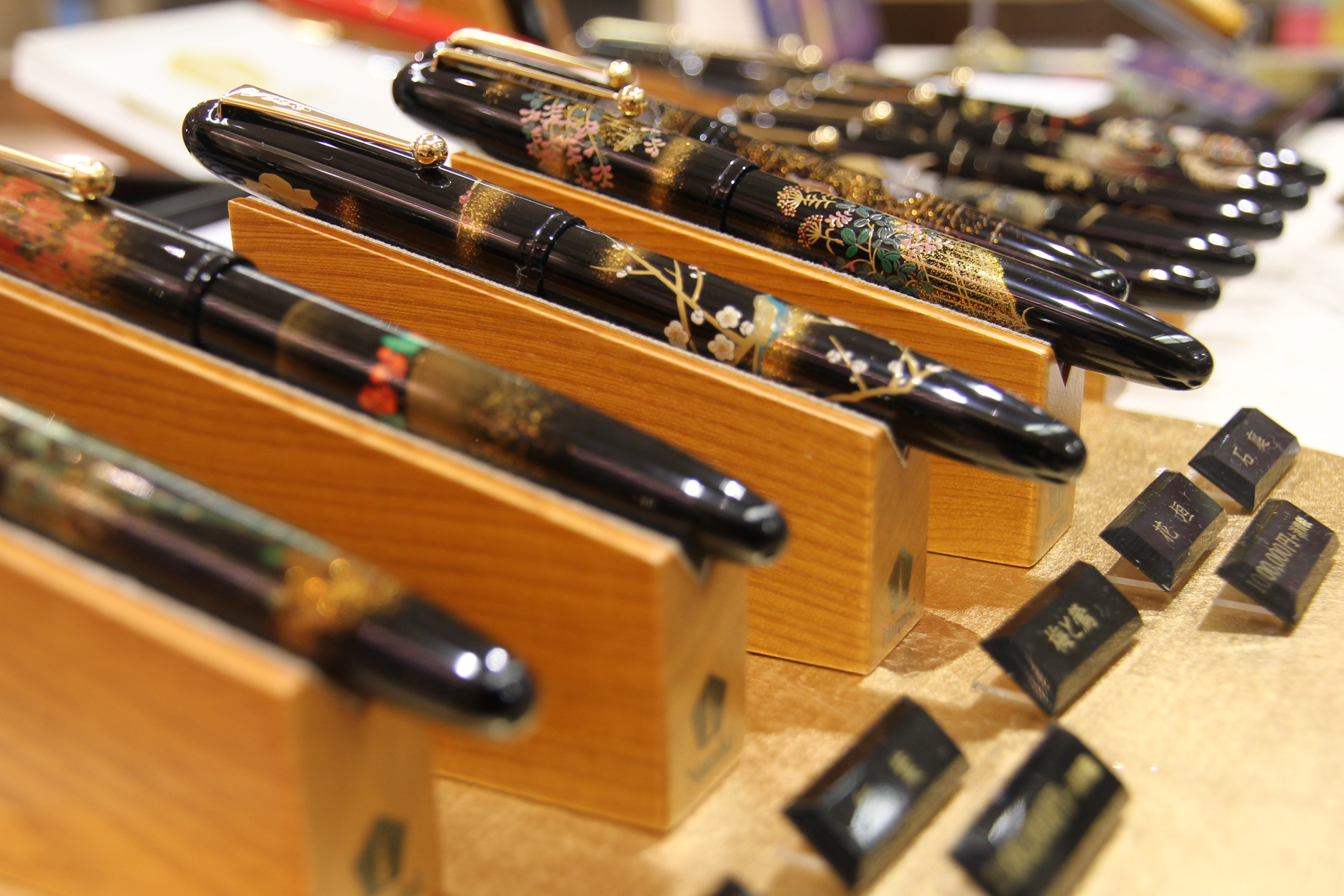 実物のNamiki万年筆を店頭で - 文房具専門店- 京橋・東京 モリイチ
